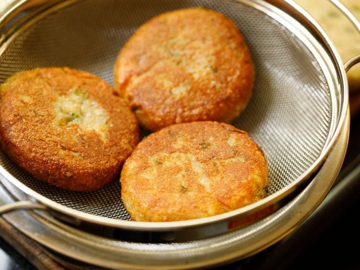 Aloo Tikki Recipe (Indian Potato Patties) - Dassana’s Veg Recipes