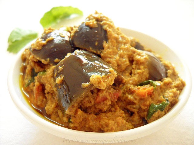 bharli vangi recipe | stuffed brinjal