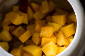Kaddu ki Sabji (Easy Pumpkin Recipe) - Dassana’s Veg Recipes