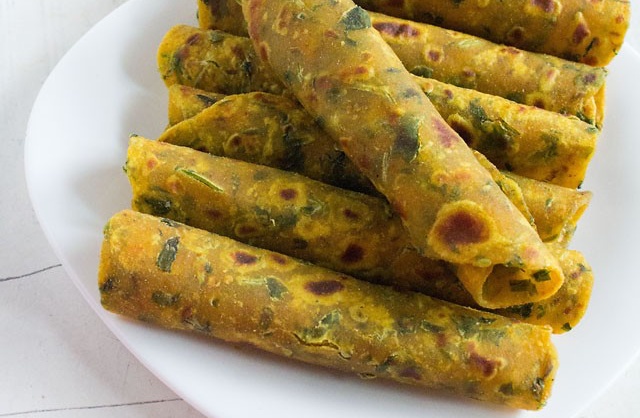 methi thepla recipe, how to make thepla recipe | gujarati thepla recipe