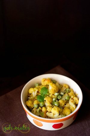 Gobi Matar Recipe (Cauliflower With Peas) - Dassana’s Veg Recipes
