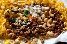 Cornflakes Chivda | Cornflakes Mixture | Makai Chivda