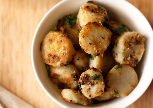 Arbi Fry Recipe (Seppankizhangu Fry) - Dassana’s Veg Recipes