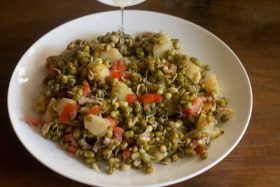 Sprouts Chaat Recipe - Dassana’s Veg Recipes