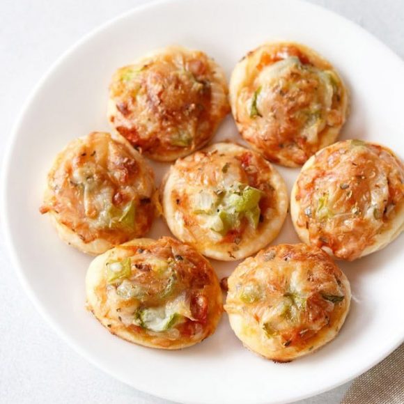 Pizza Puffs Recipe - Dassana’s Veg Recipes
