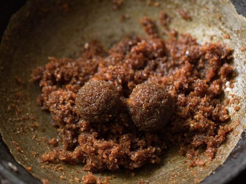 Narkel Naru (Coconut Ladoo With Jaggery) - Dassana’s Veg Recipes