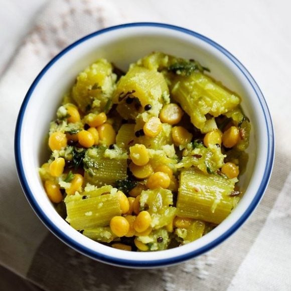 Snake Gourd Recipe | Padwal Bhaji | Chichinda ki sabji - Dassana’s Veg ...