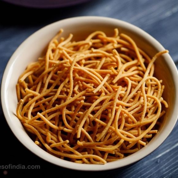 Omapodi Recipe (Karapusa) - Dassana’s Veg Recipes