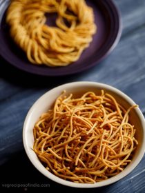 Omapodi Recipe (Karapusa) - Dassana’s Veg Recipes