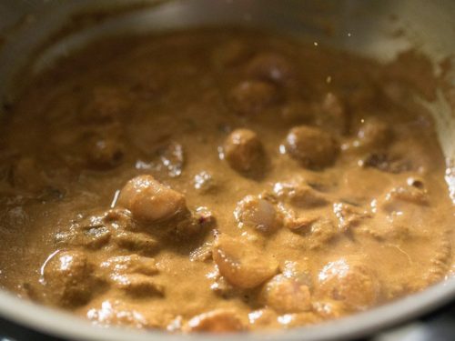 Ulli Theeyal Recipe - Dassana’s Veg Recipes