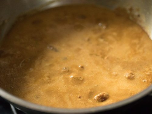 Ulli Theeyal Recipe - Dassana’s Veg Recipes