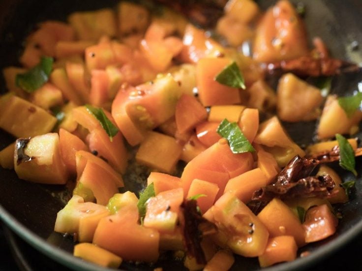 Tomato Pachadi | Thakkali Pachadi (Andhra Type) - Chaukasmaal.com