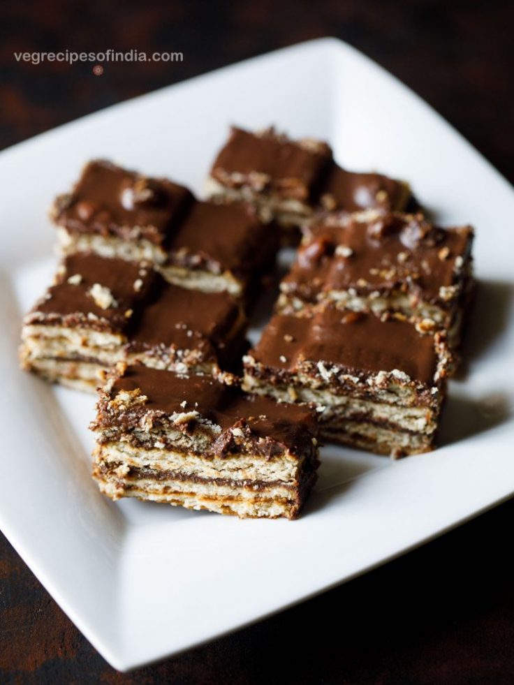 Biscuit Cake Recipe | Chocolate Biscuit Cake (No Bake Recipe)