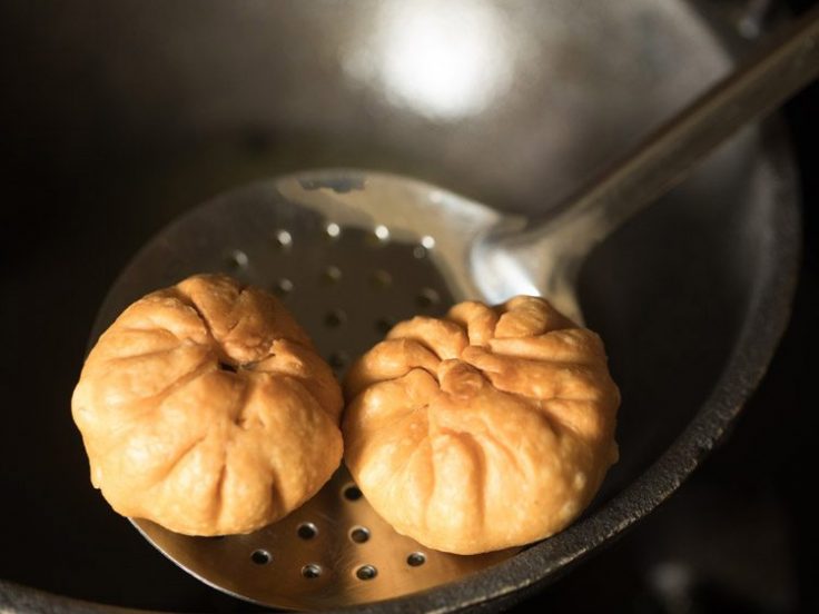 lilva kachori recipe, how to make lilva kachori | lilva ni kachori