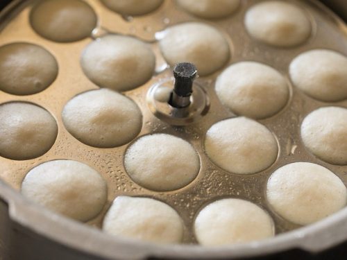 Podi Idli Recipe (With Mini Idli or Small Idli) - Dassana’s Veg Recipes