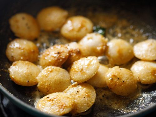 Podi Idli Recipe (With Mini Idli or Small Idli) - Dassana’s Veg Recipes