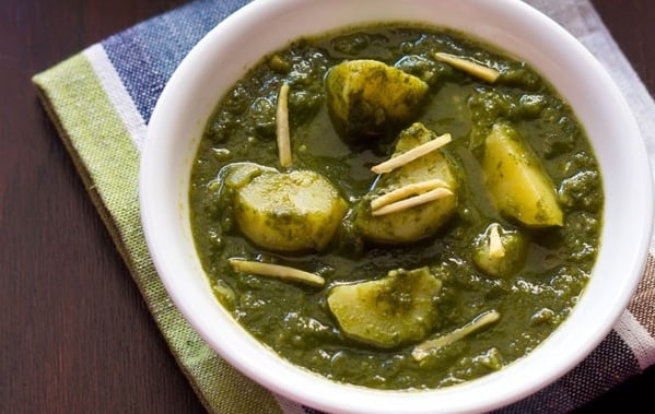 Aloo Palak Recipe (Potato Spinach Curry) – Dassana’s Veg Recipes