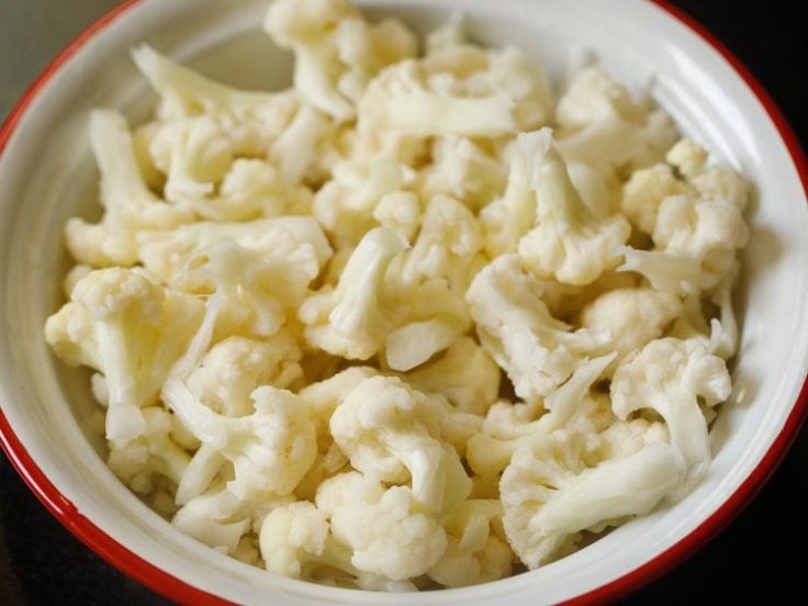 Chilli Gobi Recipe (Cauliflower Chilli) - Dassana’s Veg Recipes