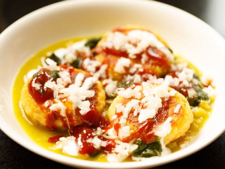 Ragda Patties Recipe (Mumbai Style Ragda Pattice)