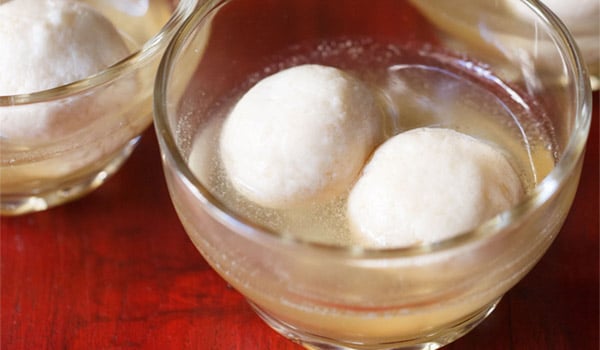 Rasgulla Recipe (Soft & Spongy) - Dassana’s Veg Recipes