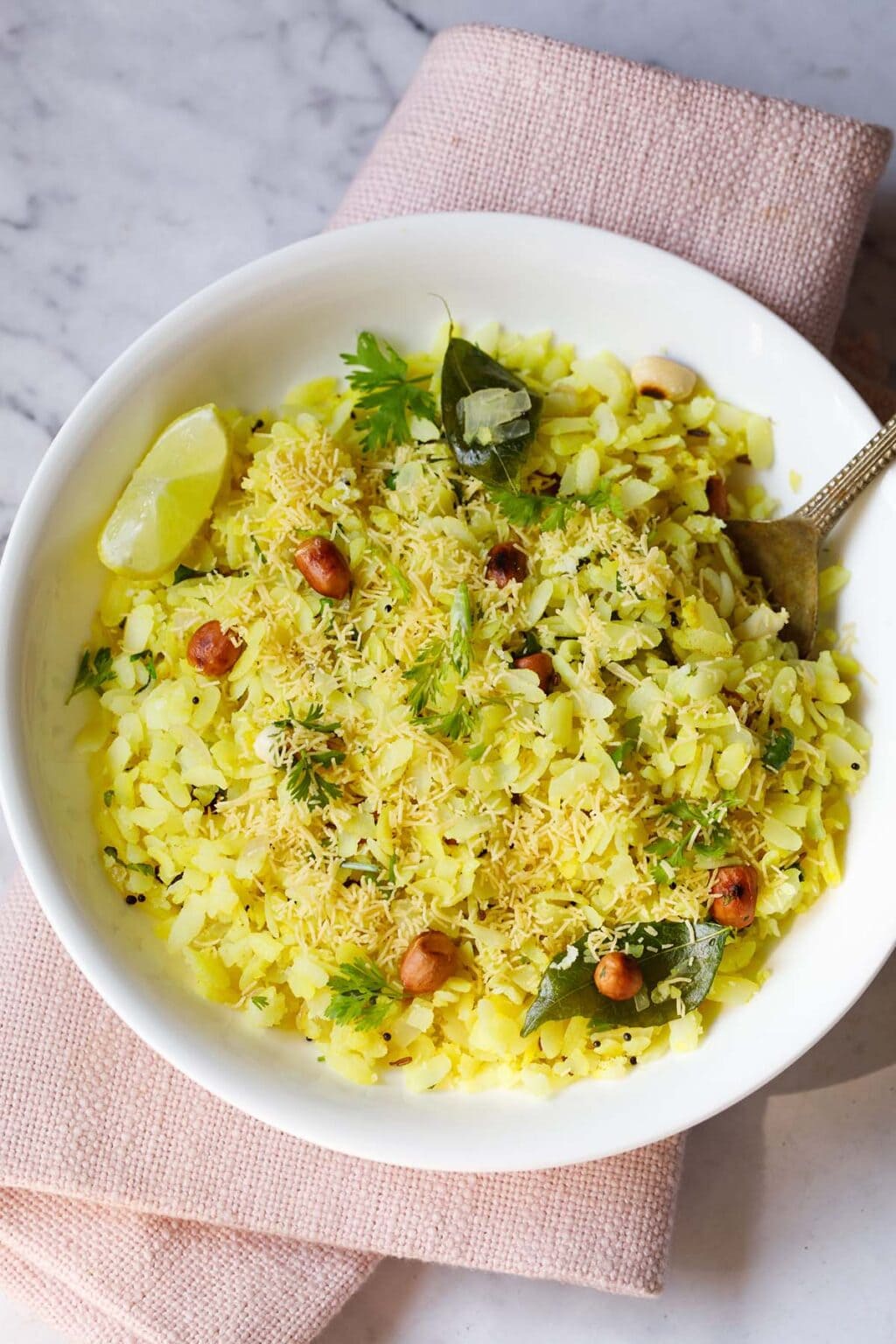 Poha Recipe (Simple Kanda Poha) - Taste of Kuchaman