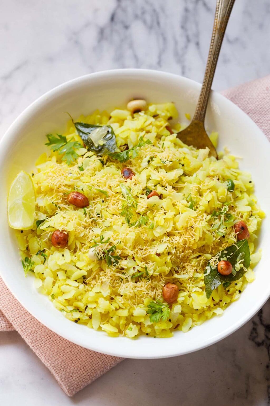 Poha Recipe (Simple Kanda Poha) - Taste of Kuchaman