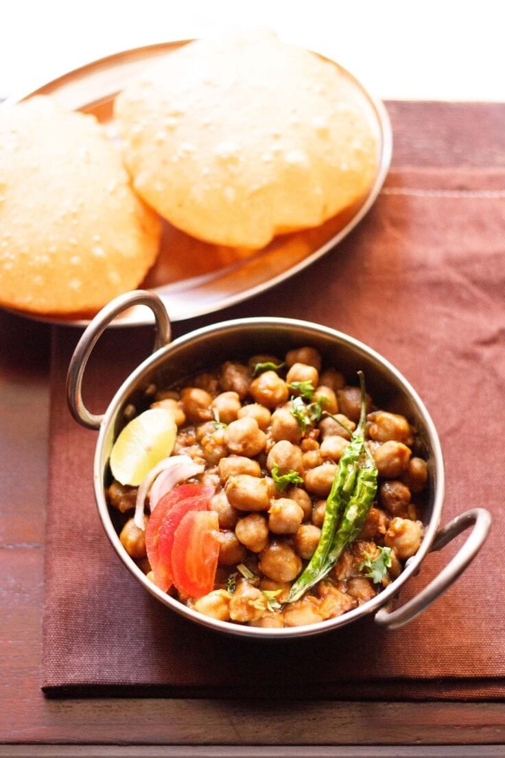 Chana Masala Recipe (Authentic North Indian Style) – Dassana’s Veg Recipes
