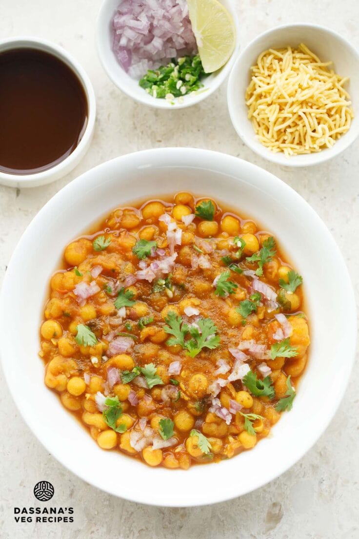 Ghugni Recipe | Ghugni Chaat - Dassana’s Veg Recipes