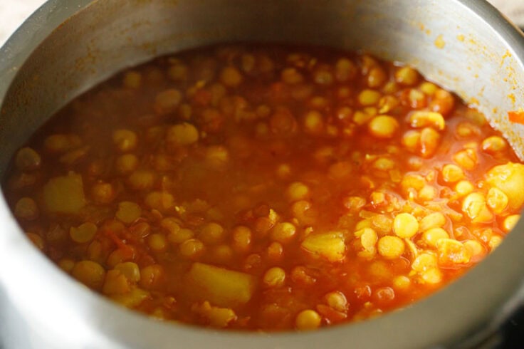 Ghugni Recipe | Ghugni Chaat - Dassana’s Veg Recipes